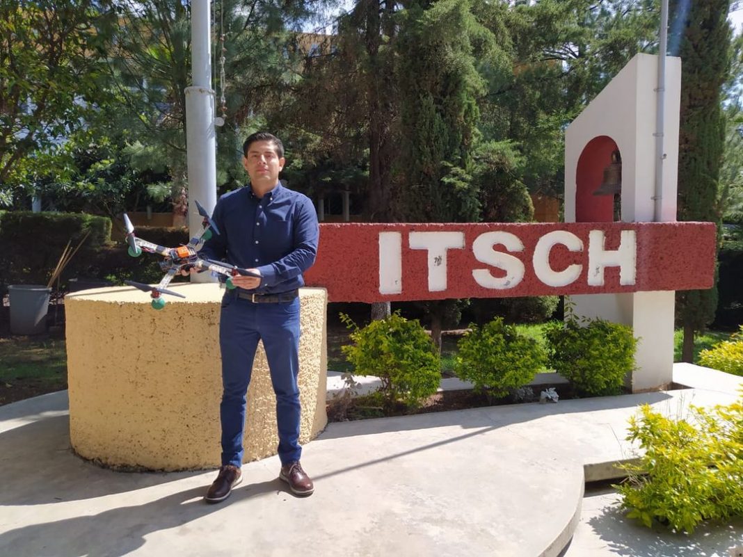 Docente del ITSCH obtuvo el grado de doctor en el CINVESTAV del ...