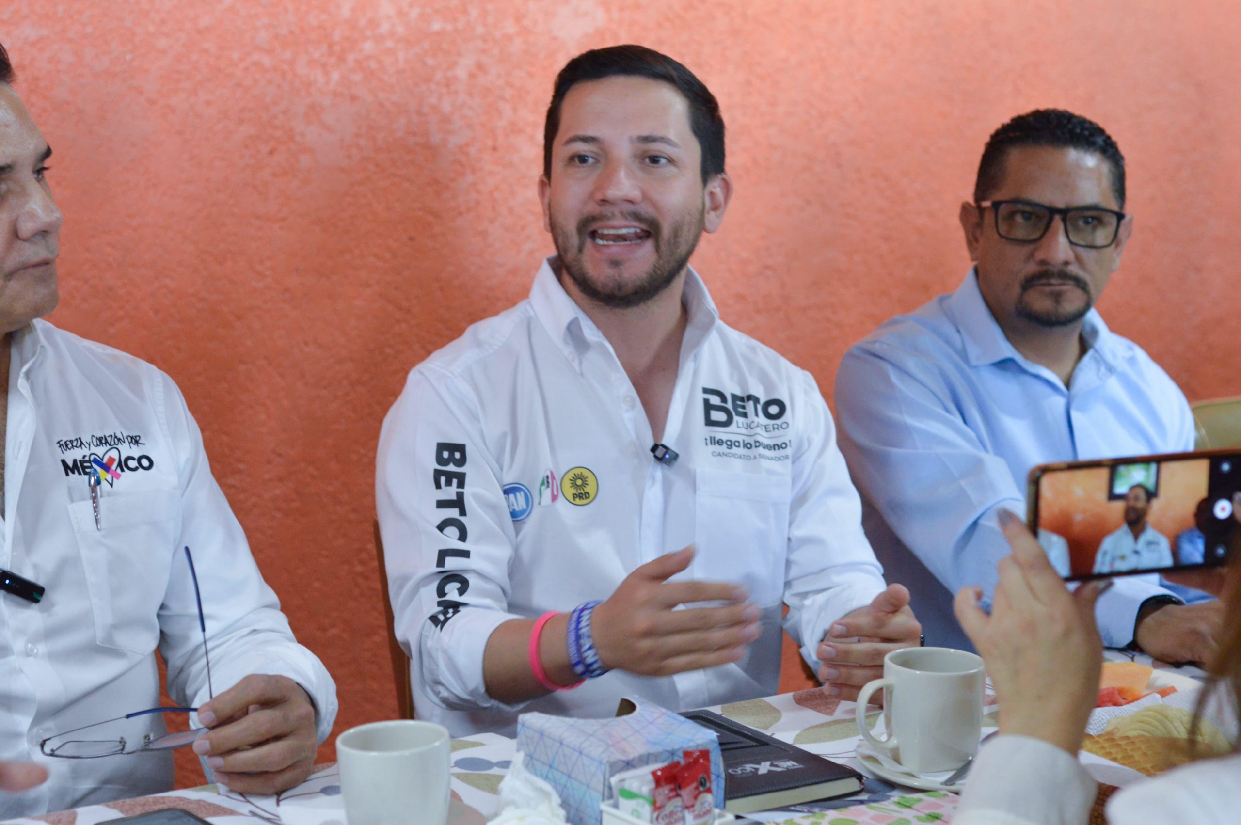 Los jóvenes no dejaremos que nos arrebaten a México: Beto Lucatero – El ...