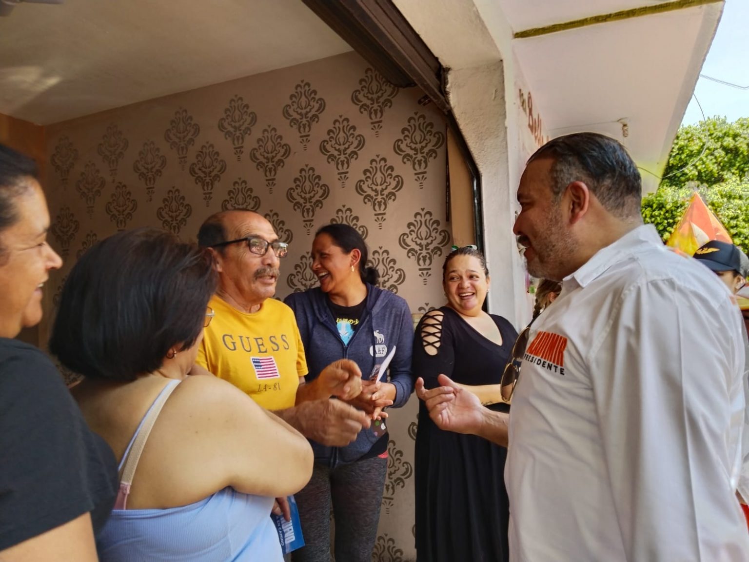 «BLADIMIR PONCE INICIA GIRA EN CAMPAÑA A LA ALCALDÍA» – El Clarín