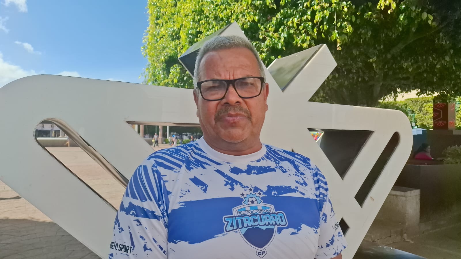 37 contigentes participarán en el desfile deportivo de Zitácuaro en ...