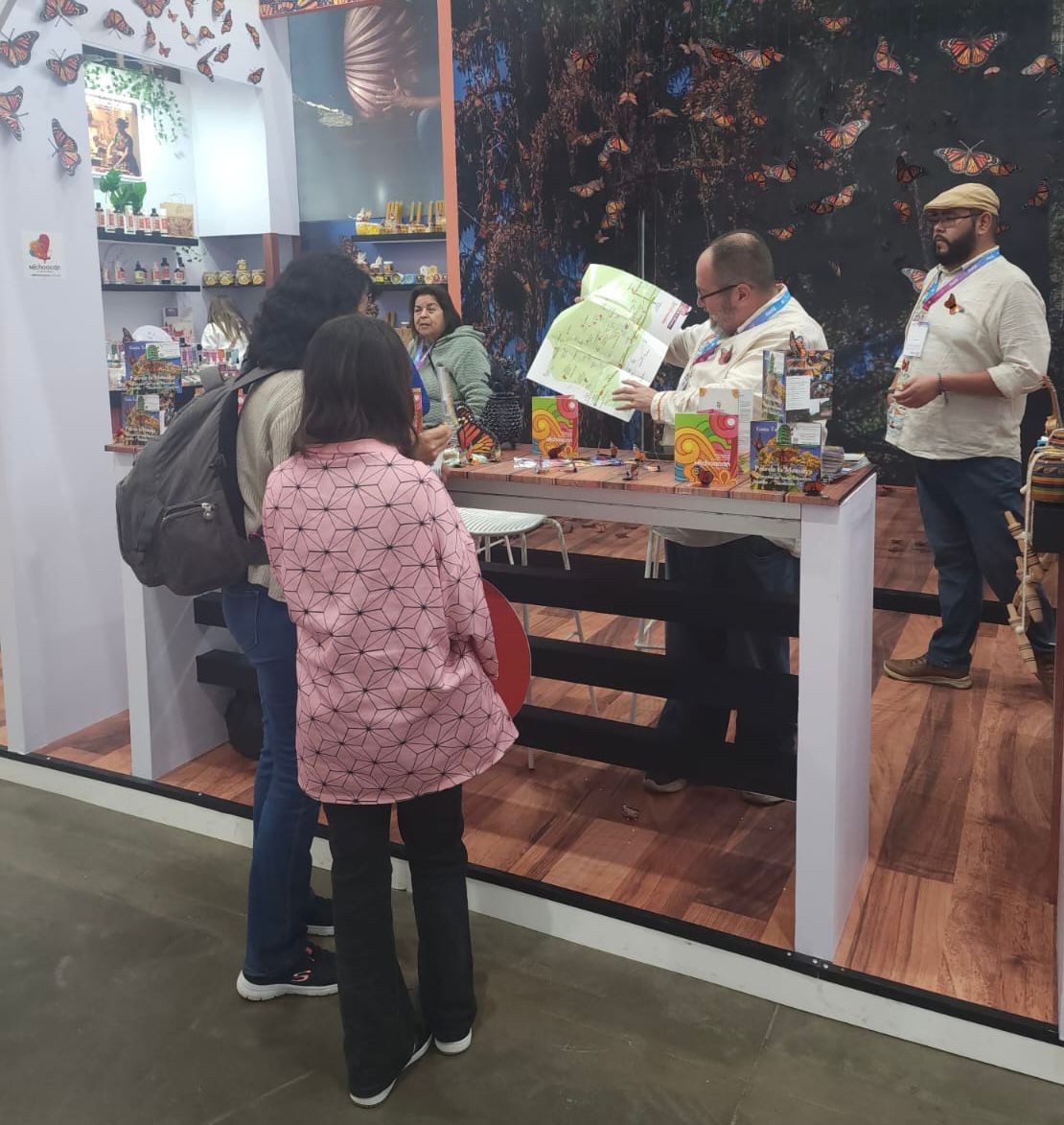 Experiencia de la Mariposa Monarca envuelve a la Feria de León – El Clarín